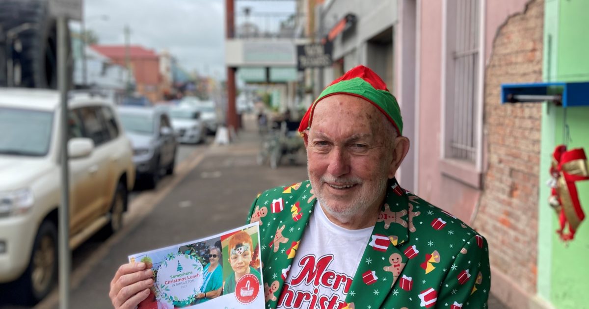 The Christmas Elf: Gary Holland of Singleton | Samaritans